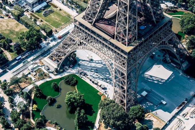 La Tour Eiffel, un monument emblématique de Paris - OutgoMag
